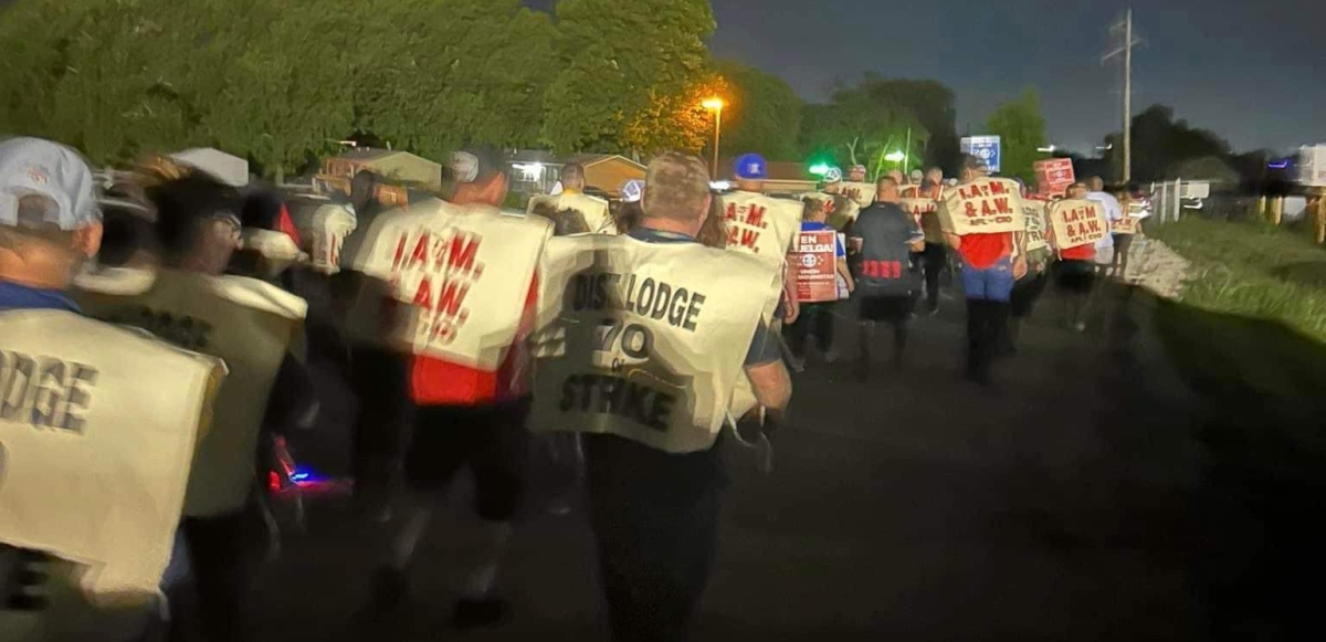 Six Thousand Machinists Strike Aircraft Parts Giant in Kansas ... Six Thousand Machinists Strike Aircraft Parts Giant in Kansas ...
